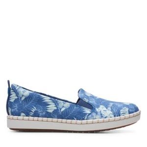 Cloudsteppers by Clarks | Shoes | Clarks Womens New Cloudsteppers Step ...